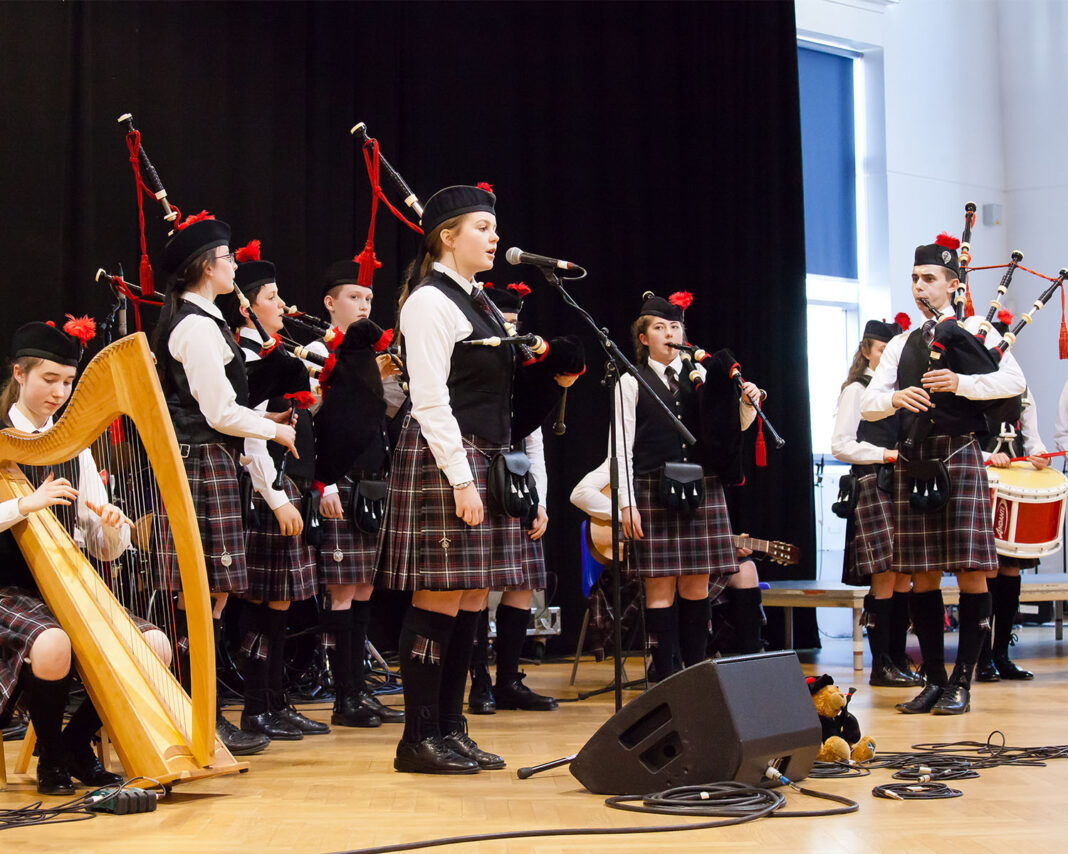 Countdown to the World’s Largest Schools Pipe Band Competition ...